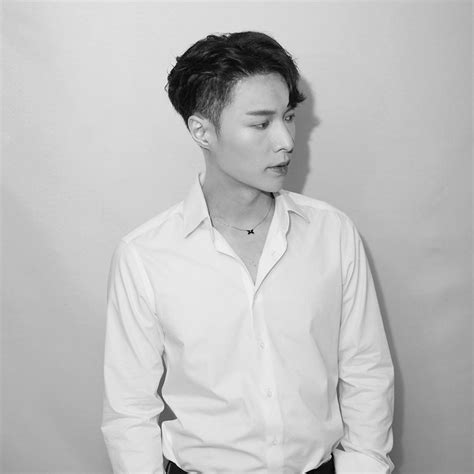 Muthe Sari Muthe Twitter