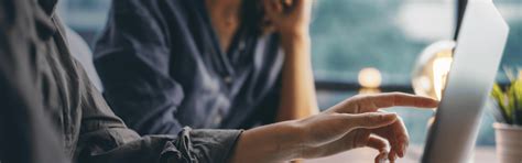 Facilitating Seamless User Migration While Saving Costs Sipcom