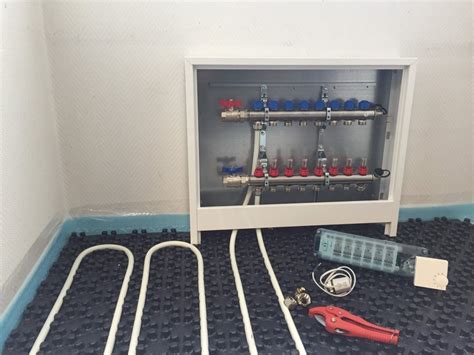 Set 100 M² Noppensystem Inkl Rt Rohr Aufputz Schrank 10er Verteiler
