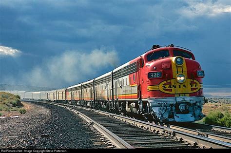 Atsf 326 Atchison Topeka And Santa Fe Emd F7a In Dalies New Mexico