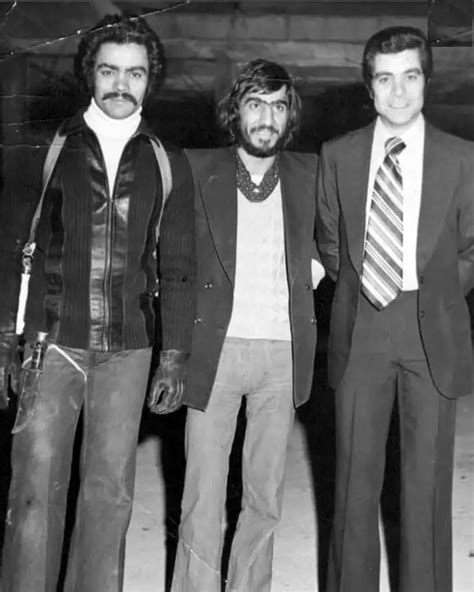 عکس الهیاری، بهروز و چنگیز وثوقی در پشت صحنه فیلم چشمان بسته؛ سال ۵۵