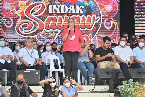 Davao Immaculate Heart Of Maria Humakot Indak Sayaw Radio