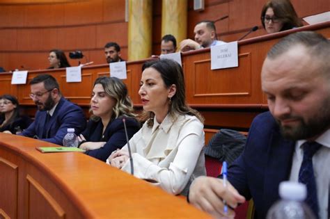 Ne Kete Kohe Te Trazuar Politike Ne Rajon Le Te Mos Harrojme