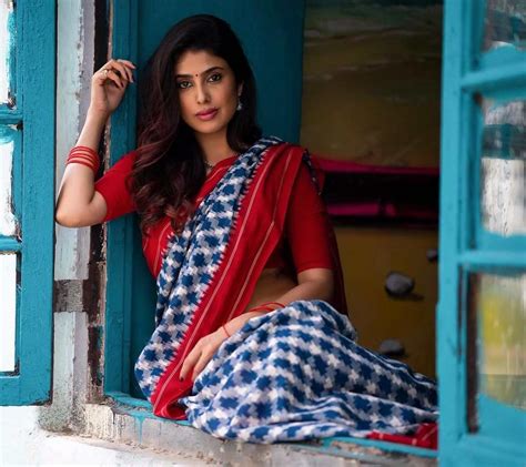 Most Beautiful Indian Girl Photos 70