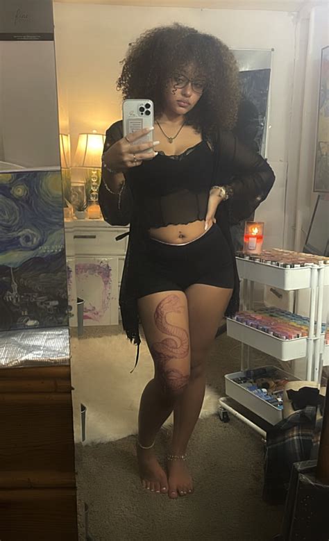 Sexy 🖼 Shesfreaky