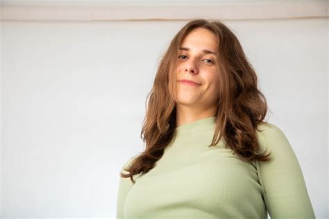 Simone Cataldi Schauspielerin Model Musicaldarstellerin Sängerin