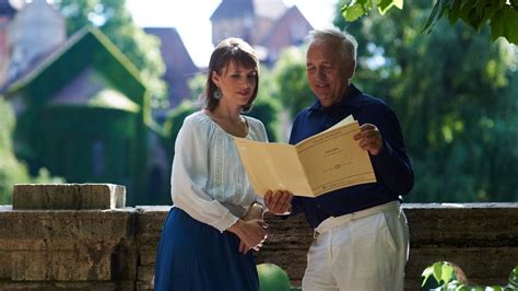 Egyedi Hanglemezzel Jelentkezett Rohmann Ditta és édesapja