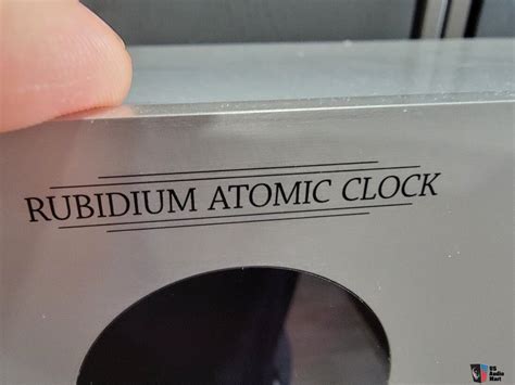 Antelope Audio Isochrone 10m Rubidium Atomic Clock 10mhz 8 Out Ultra