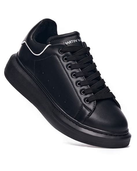 Zwarte Chunky Sneakers Met Witte Lijn Martin Valen