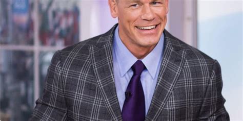 جون سينا يسجل رقم قياسي في موسوعة جينيس لسبب غير متوقع مجلة هي