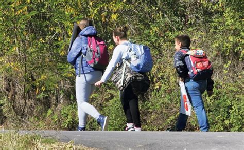 Romska Deca I đaci Pešaci Najčešće Napuštaju školovanje