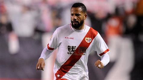 Rayo Vallecano Bebé Regresa 369 Después