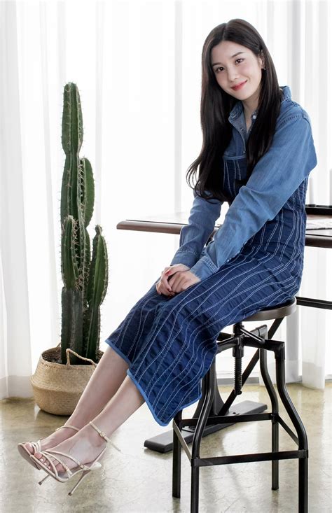 Kwon Eun Bis Feet