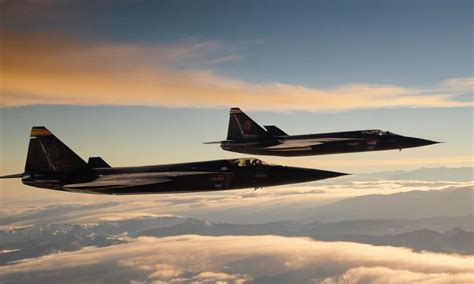 A 12 Aircraft Vs Sr 71 • Cmoh 2013