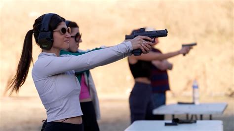 With Threats On The Rise Many American Jews Are Buying Guns Seeking