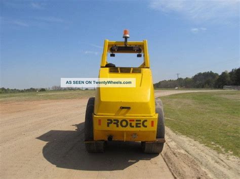 Protec Boxer 107 Smooth Drum Compactor