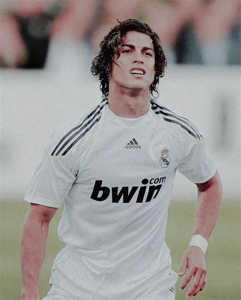 Long Hair Ronaldo😍 Ronaldo Ronaldo Hair Cristano Ronaldo