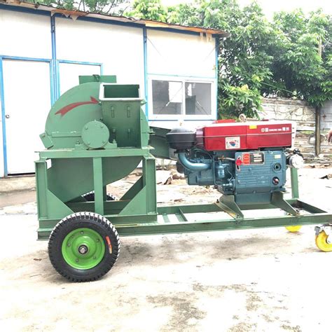 大型碎枝机果园树枝粉碎机园林柴油移动式木材破碎机枝条碎木机虎窝淘