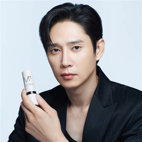 맥심코리아 Maxim Korea Added A New Photo 맥심코리아 Maxim Korea