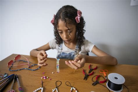 Mini Empreendedora Se Inspira Na Mãe E Cria Marca Tika Pitika Aci