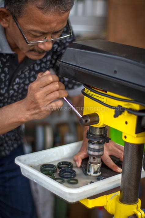 11 Kerajinan Batu Sederhana