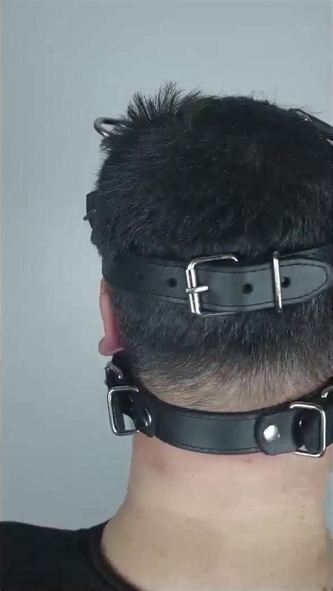 Guy Modeling Gag Thisvid Com