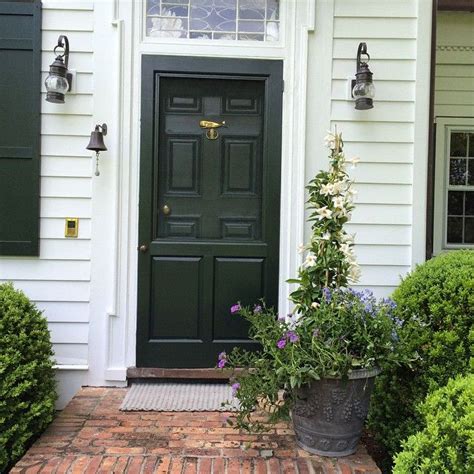 Classic Essex Green Front Door In East Hampton Essex Green Exterior