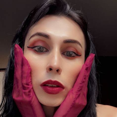 Bianccas Profile Vids Pics And More Manyvids Manyvids