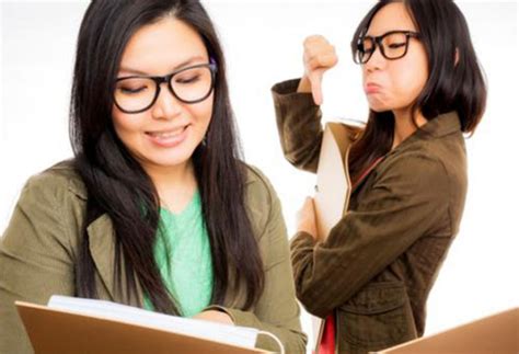 Download 87 Gambar Orang Iri Hati Terbaru Hd Gambar