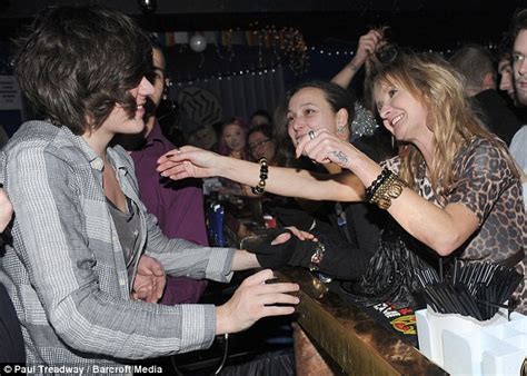 X Factors Frankie Cocozza Kisses His Way Around Gay Nightclub In