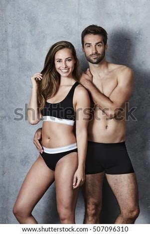 Gorgeous Couple Undressed Studio Portrait Foto De Stock Editar Ahora