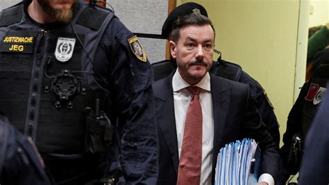 René Benko Benko Prozess In Innsbruck Auf Mittwoch Vertagt