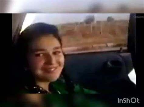 Super Cute Girl Romance In Car With Lover 💦🍑 Scrolller