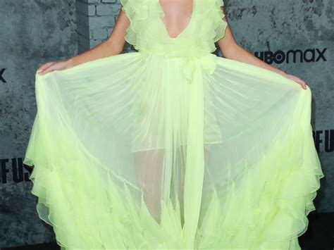 Podsjeća Li Vas Na Nekoga Kćer Slavne Glumice Izrasla Je U Pravu Ljepoticu Tportal