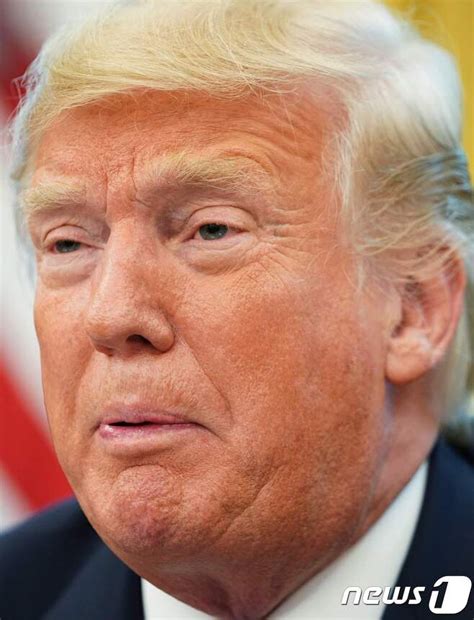 트럼프 벌써 탄핵 대비법무팀과 탄핵 가능성 논의
