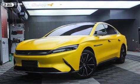 Byd 汉全车改色tmd潮牌改色膜电光黄 知乎