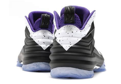 Charles Barkleys Newest Nike Sneaker With Original Flavor