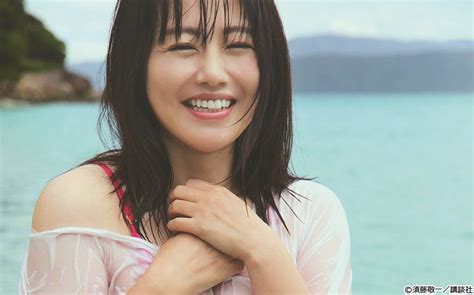 磯山さやか デビュー25周年で「最新写真集」を出版！ランジェリー姿など、大胆ショットも！ テレ東・bsテレ東の読んで見て感じるメディア