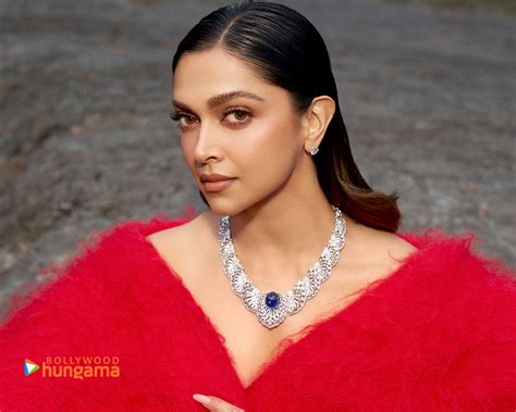Deepika Padukone Wallpapers Deepika Padukone 652 Bollywood Hungama