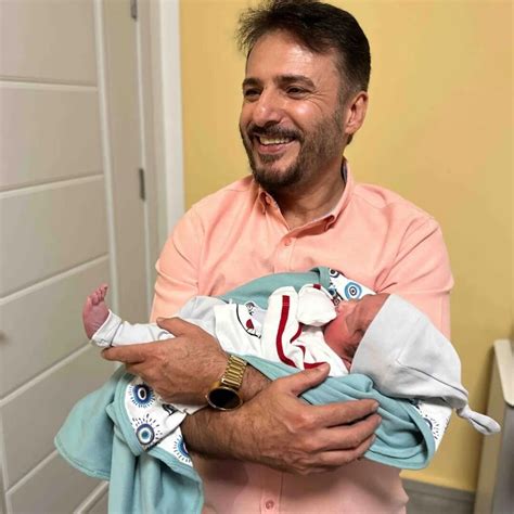 سید جواد هاشمی پدربزرگ شدعکس نوه