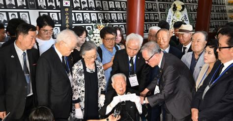 이승만 아들 63년만에 4·19 영령 명복 선친도 ‘잘했노라 기뻐하실 것”