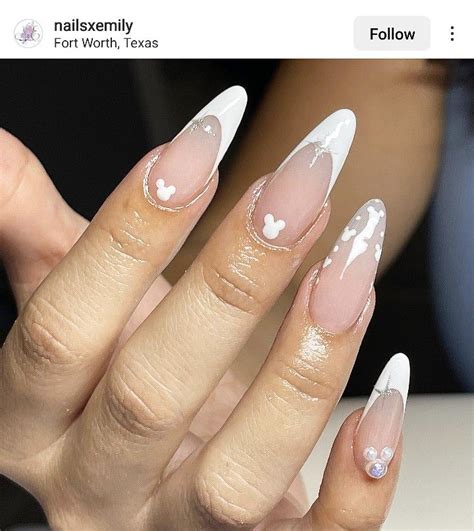 French Mickey Nails Mickey Nails Disneyland Nails Disney Nail Designs