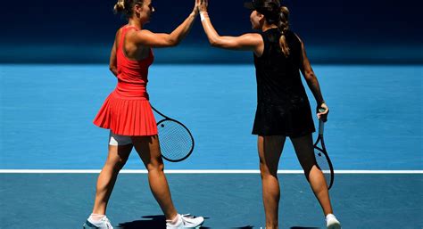Gabriela Ruse E în Semifinalele Australian Open La Dublu Alături De
