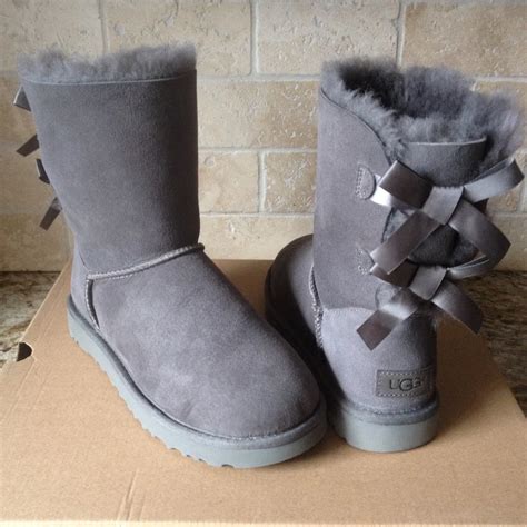 Uggs Grey