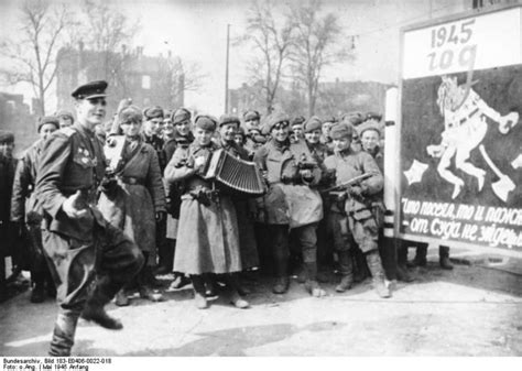 The Fall Of Berlin At The End Of The Second World War War History Online