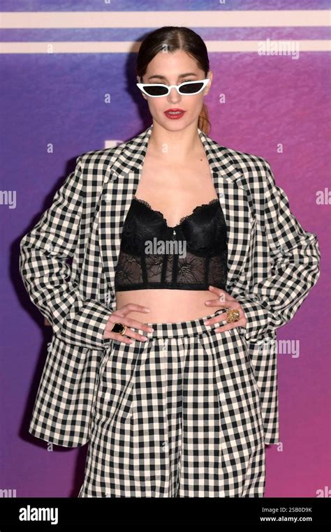 Lidija Kordic Beim Photocall Zum Kinofilm Diva Futura Im Hotel De La