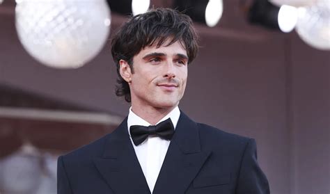 Jacob Elordi Goes Viral For His Sexy New Muscles And Gays Are In Awe