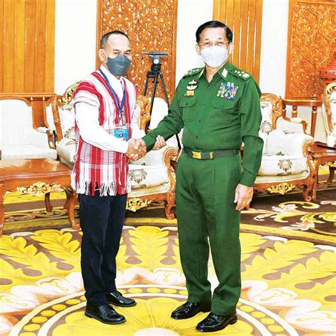 နိုင်ငံတော်စီမံအုပ်ချုပ်ရေးကောင်စီဥက္ကဋ္ဌ တပ်မတော်ကာကွယ်ရေးဦးစီးချုပ