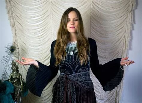 Former Stripper Becomes A ‘sex Witch To Help Counsel Couples And Even Boosts Their Orgasms