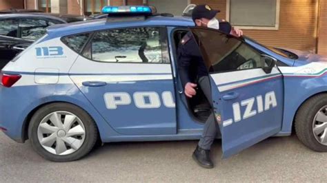 Picchia La Moglie E Getta Figlio A Terra Salvato Da Agente Arrestato